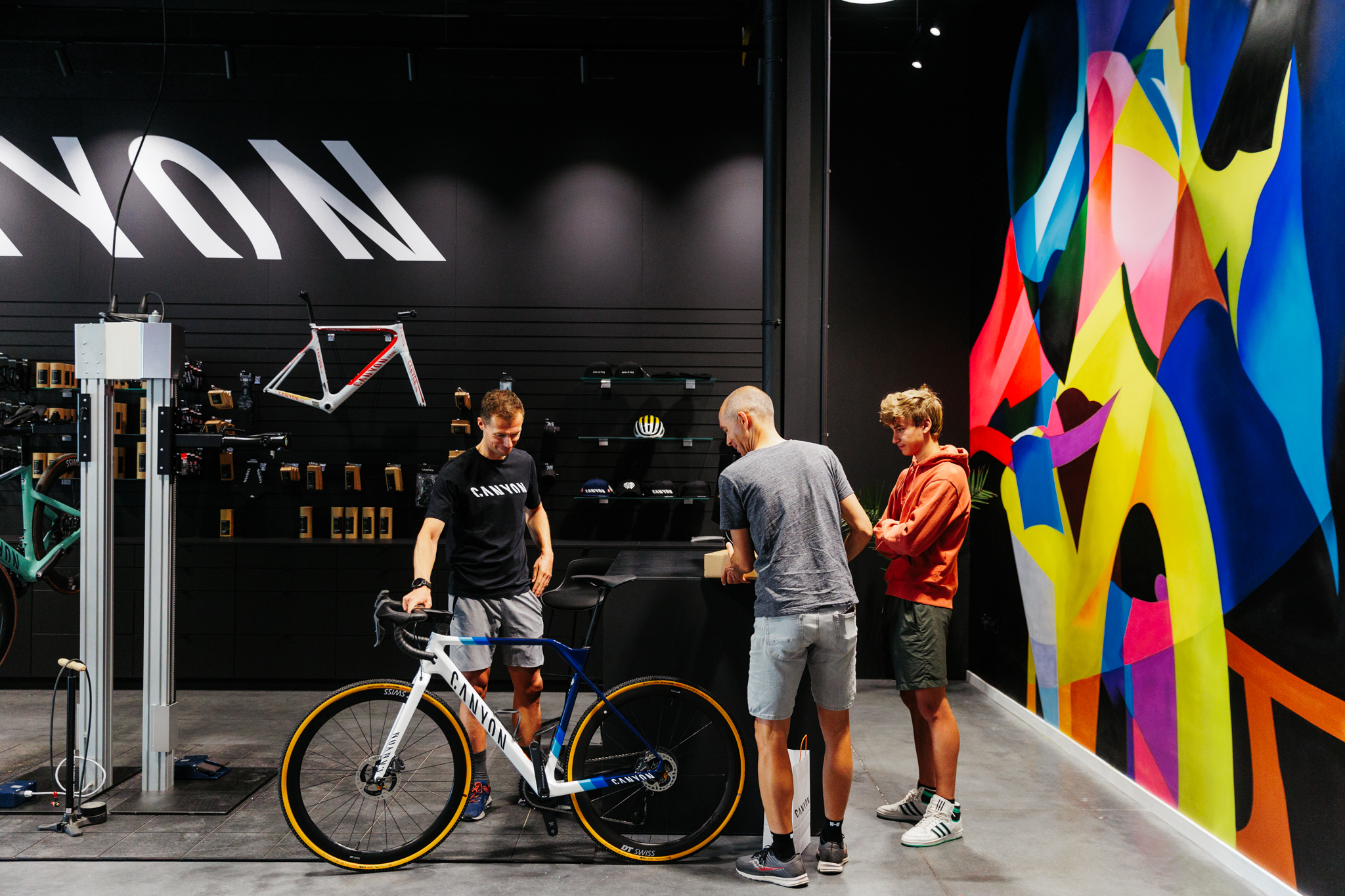 Canyon Factory Service: Focus op beleving in Rotselaar - Alles over E-bikes